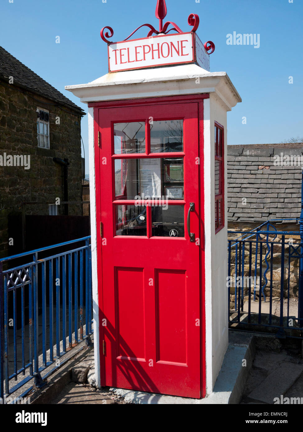 K1 telephone box hi-res stock photography and images - Alamy