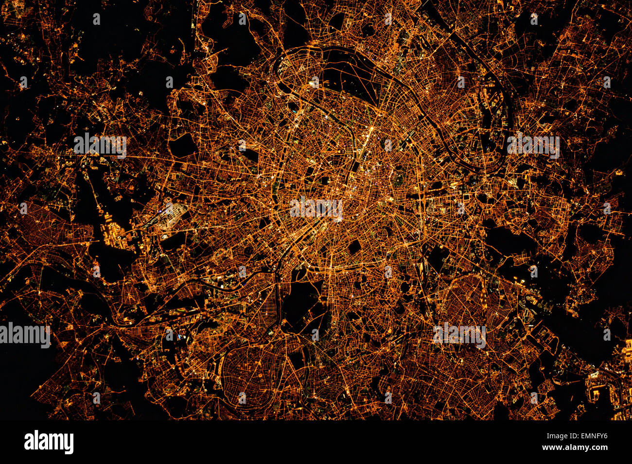 Paris from space hi-res stock photography and images - Alamy