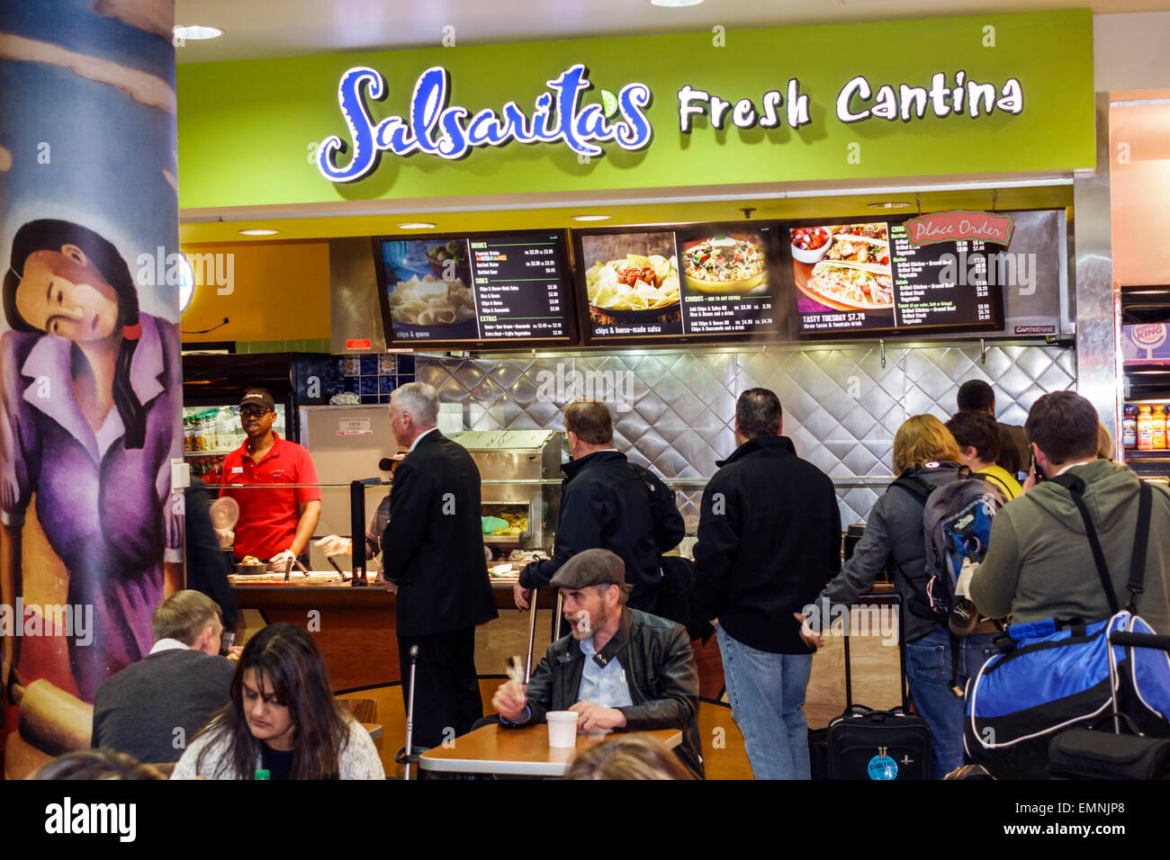 Charlotte douglas international airport clt terminal gate hi-res stock ...