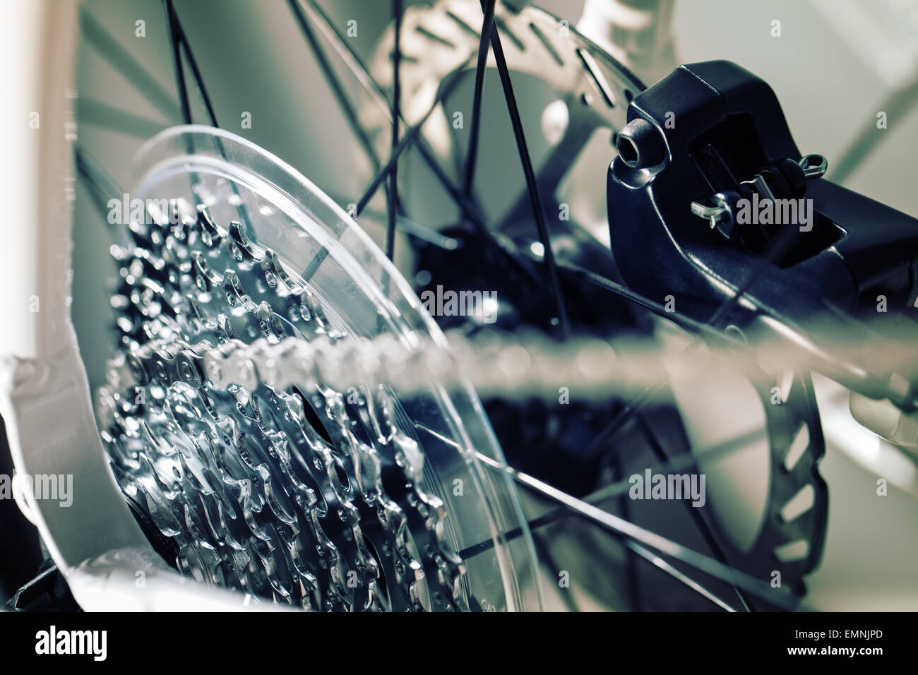 Bicycle gears cassette and chain on mountain bike Stock Photo - Alamy