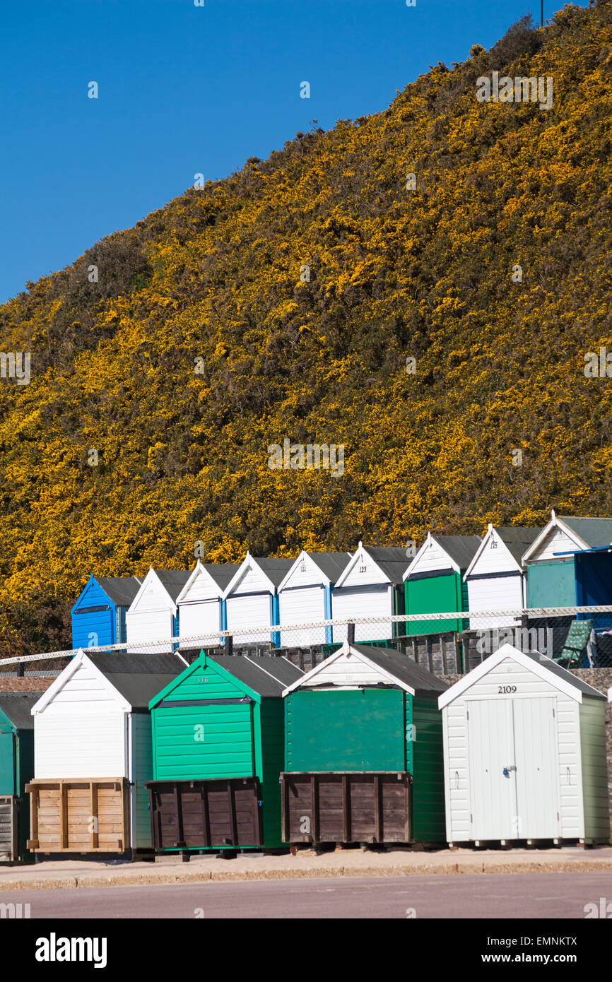 Beach huts at middle chine hi-res stock photography and images - Alamy