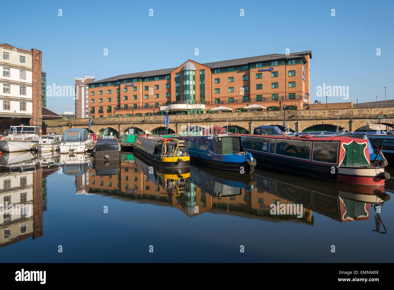 Canal sheffield city centre hi-res stock photography and images - Alamy