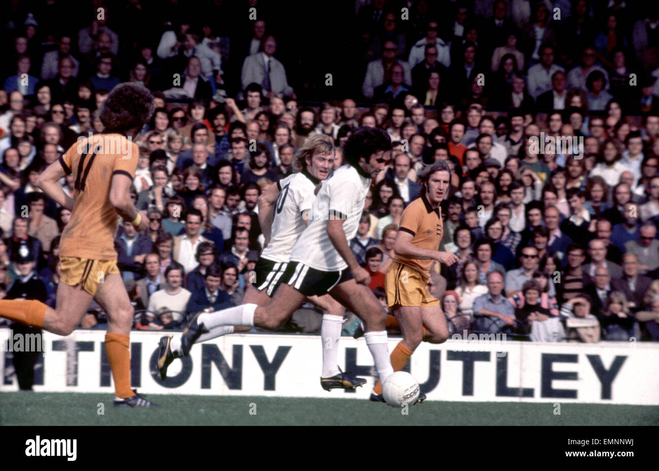 Rodney marsh fulham hi-res stock photography and images - Alamy