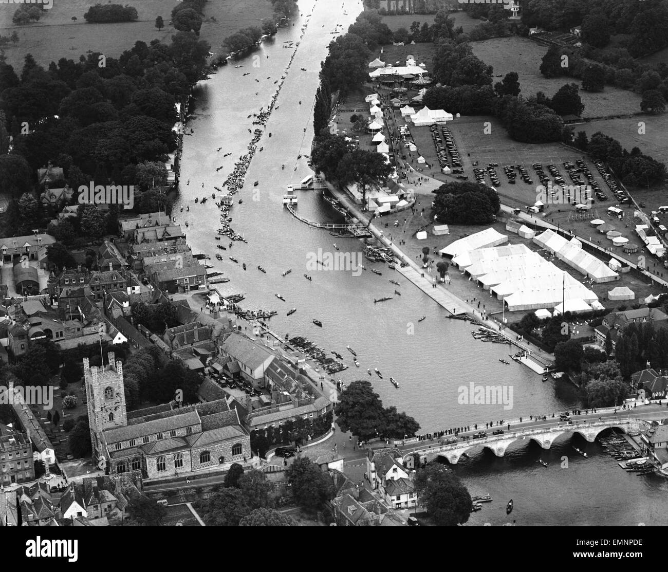 Regatta photo Black and White Stock Photos & Images - Alamy