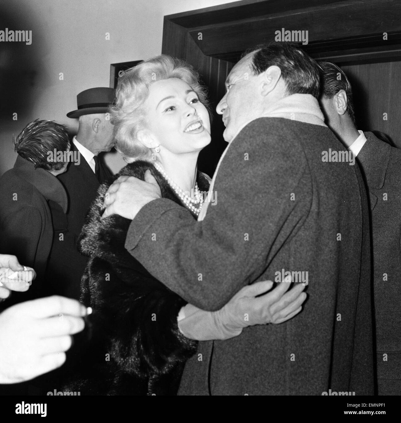 Actor trevor howard hi-res stock photography and images - Alamy