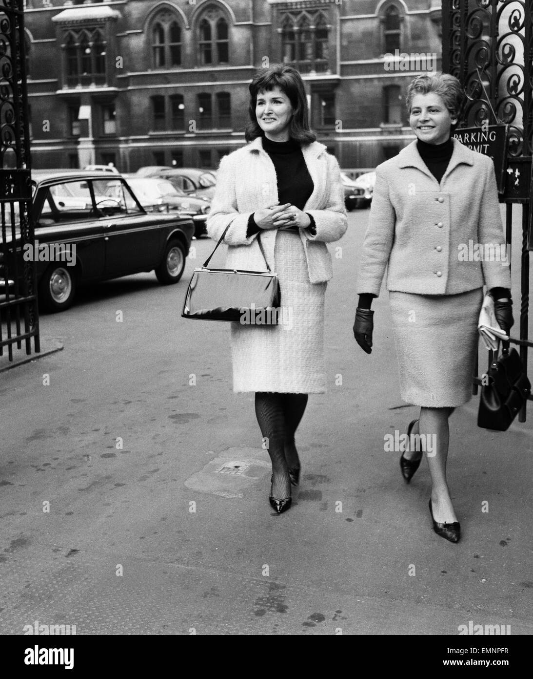 Actress Eileen Fox a.k.a. Kerry Marsh pictured outside Law Courts in ...