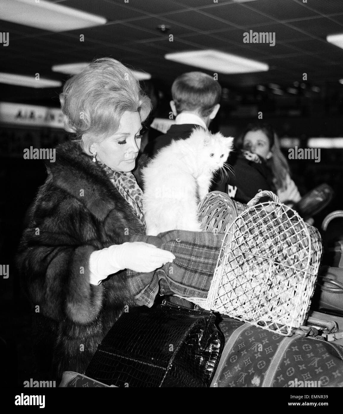 1969 zsa zsa gabor hi-res stock photography and images - Alamy