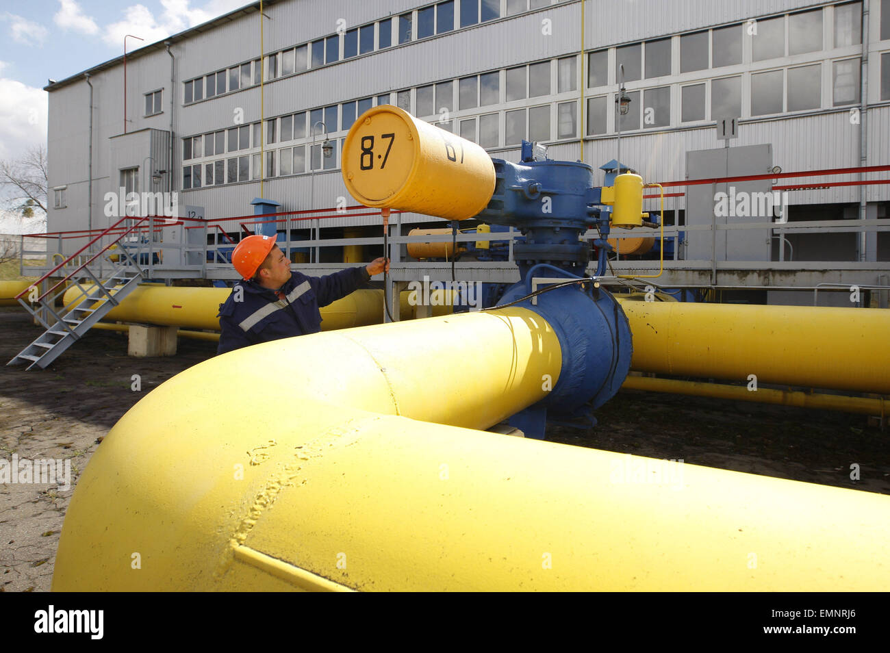 Ukrainian gas station hi-res stock photography and images - Alamy