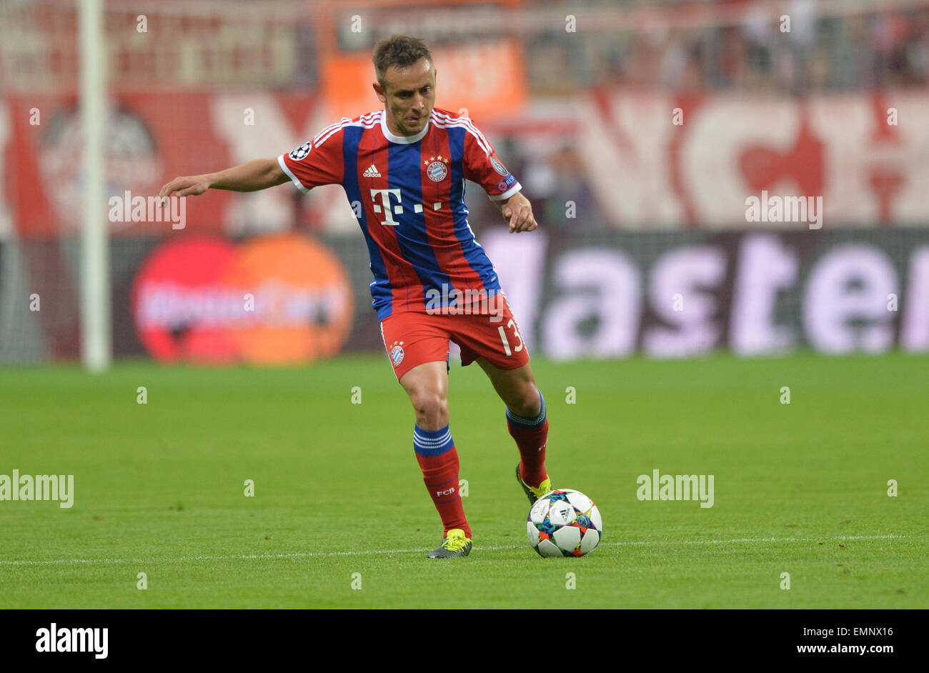 Munich, Germany. 21st Apr, 2015. Munich's Rafinha in action during the Champions League quarter ...