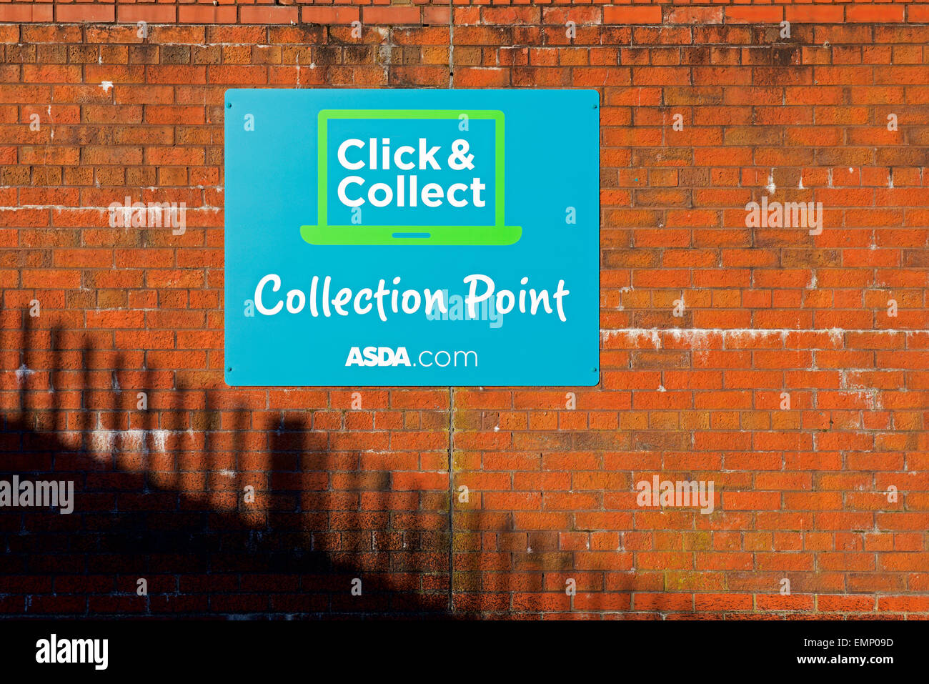 Store collection point hi-res stock photography and images - Alamy