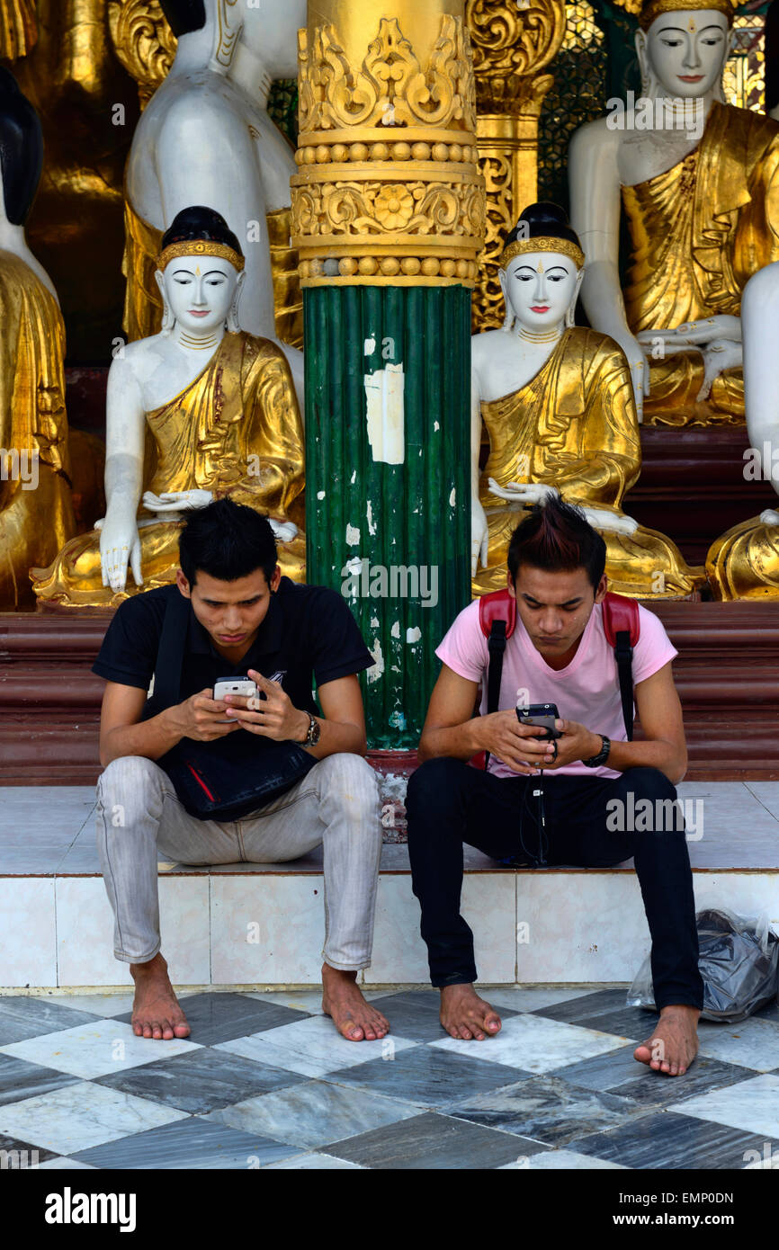 Mobile temple hi-res stock photography and images - Alamy