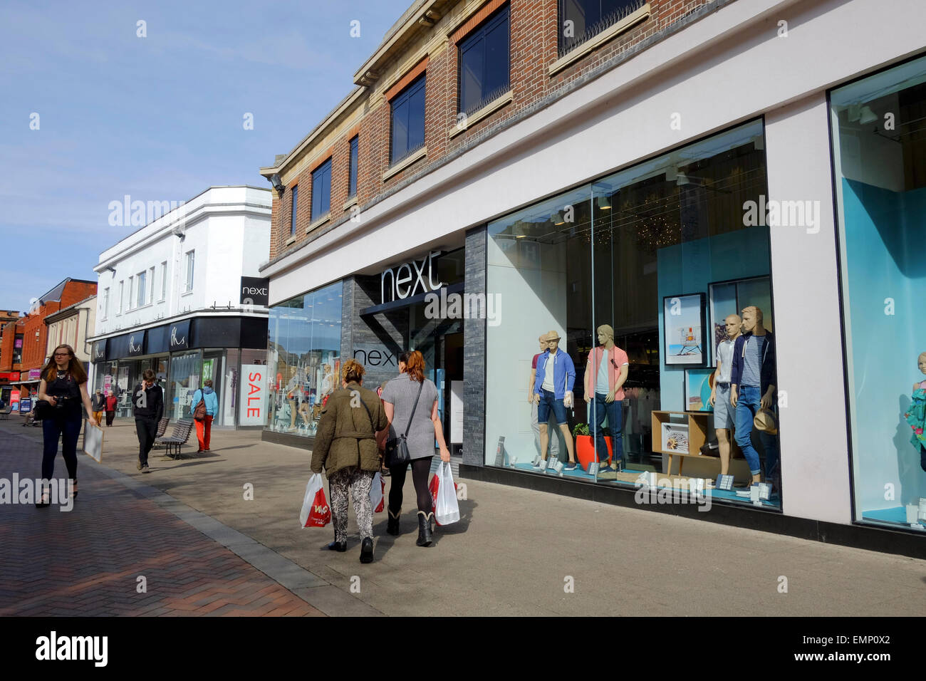 Bedford high street hi-res stock photography and images - Alamy