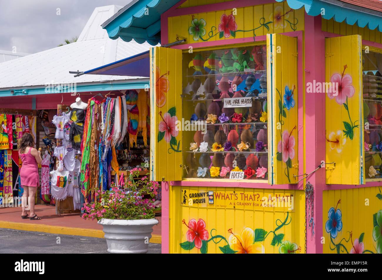 Freeport Bahamas Shopping Marketplace - Hat & Garments Stock Photo - Alamy