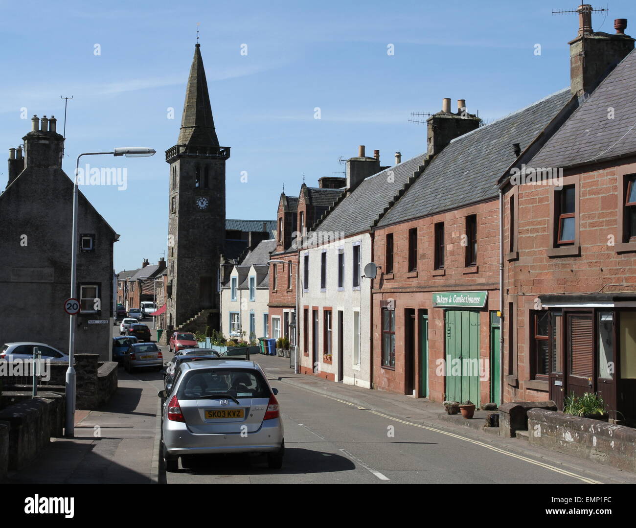 Strathmiglo hi-res stock photography and images - Alamy