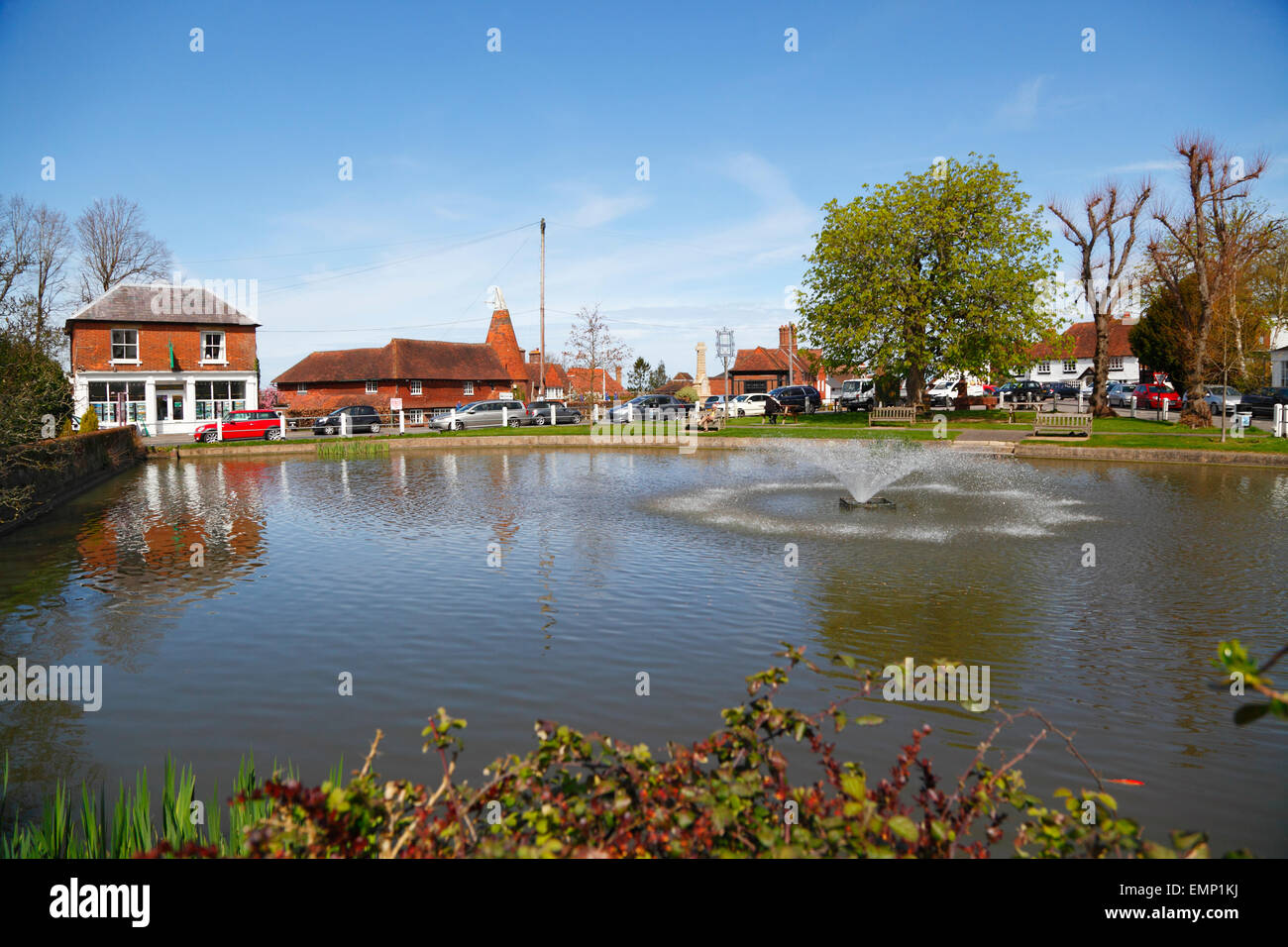 Goudhurst village pond, Kent ,UK Stock Photo - Alamy