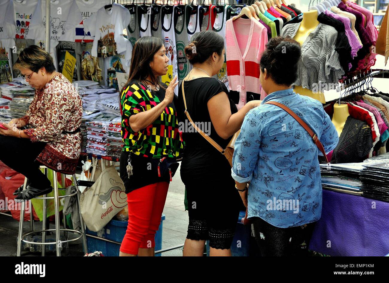 Thailand clothing hi-res stock photography and images - Alamy