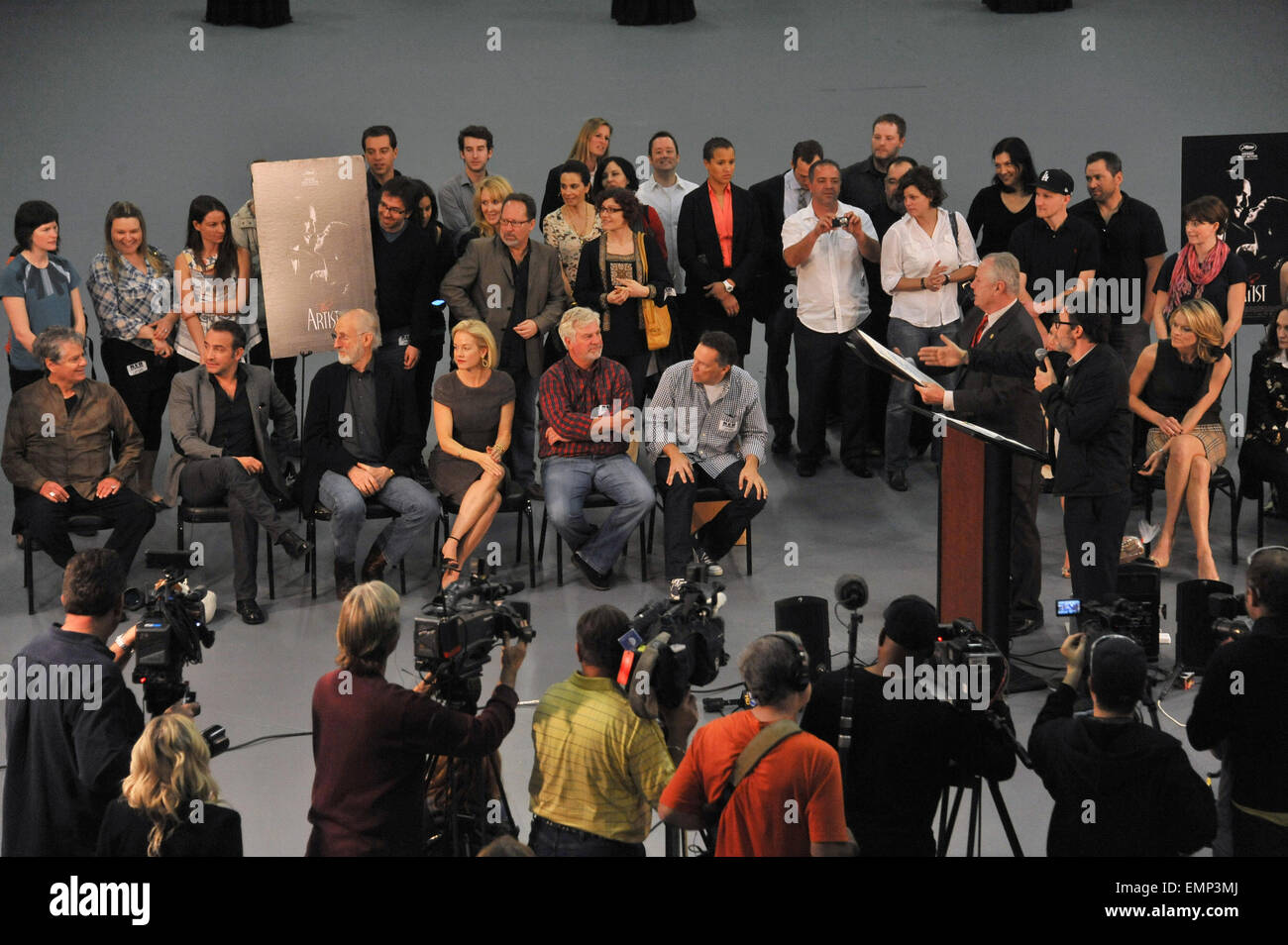 LOS ANGELES, CA - JANUARY 31, 2012: The Artist cast on Stage 5 at Red ...