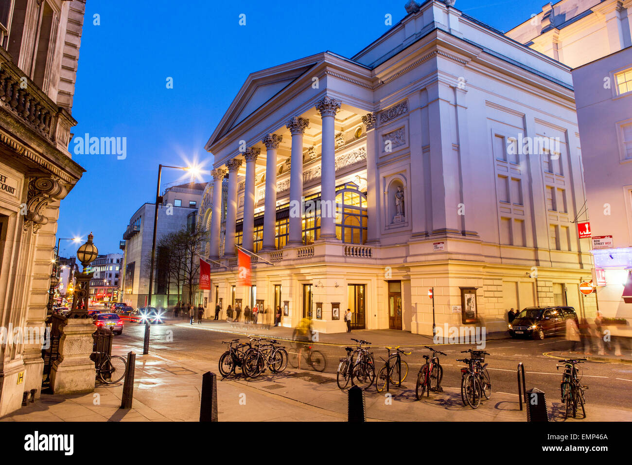 Royal box of the royal opera house hi-res stock photography and images ...