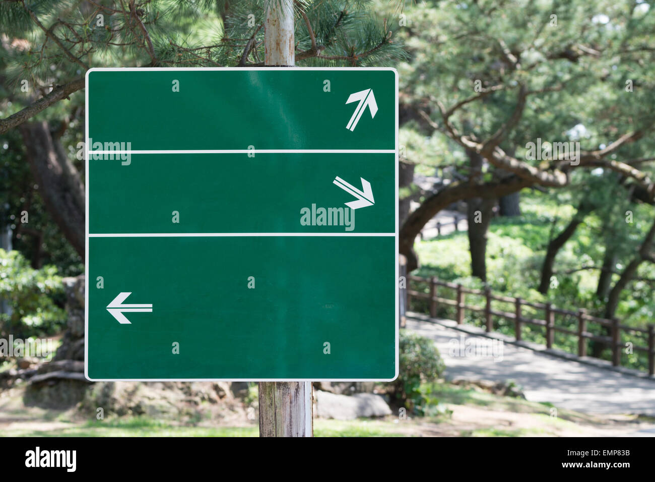 Arrows pointing in different directions hi-res stock photography and ...