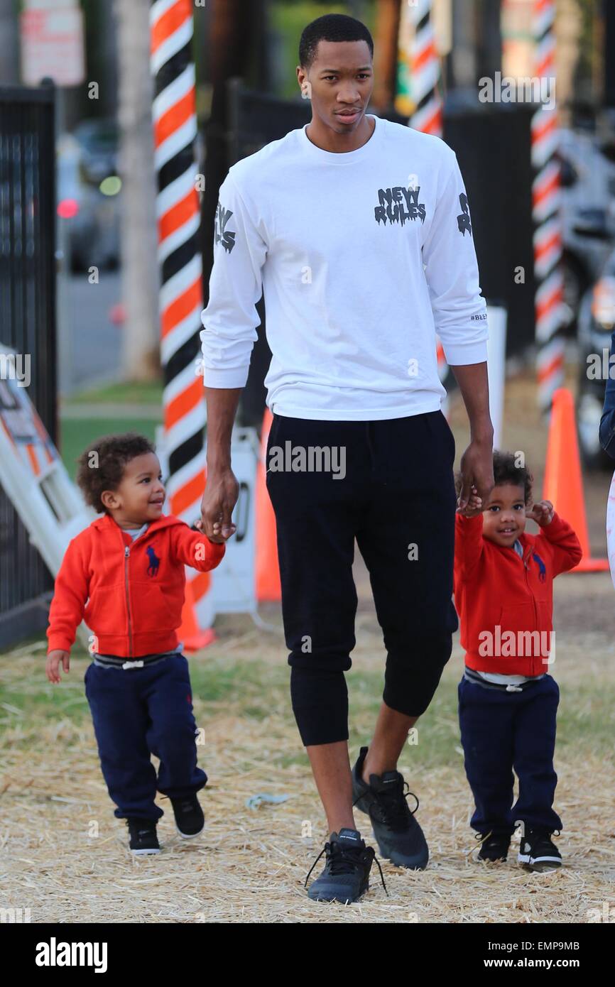 Wesley Johnson arrives at Mr Bones pumpkin patch with his family ...