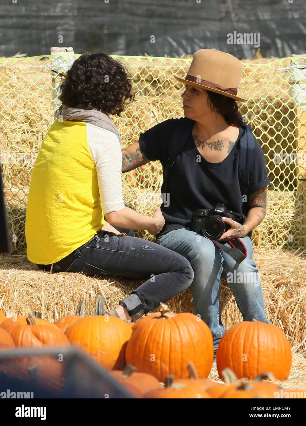 Pregnant Sara Gilbert and partner Linda Perry spend time as a family at ...