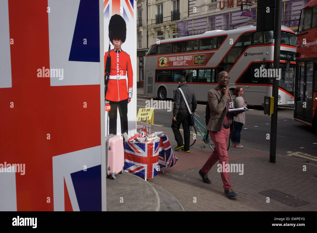 Symbols of britishness hi-res stock photography and images - Alamy