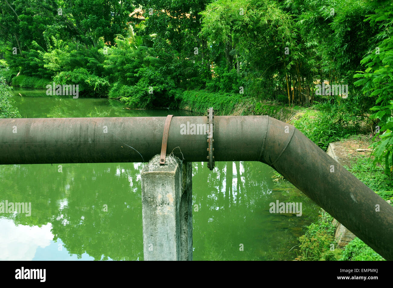 River pipe hi-res stock photography and images - Alamy