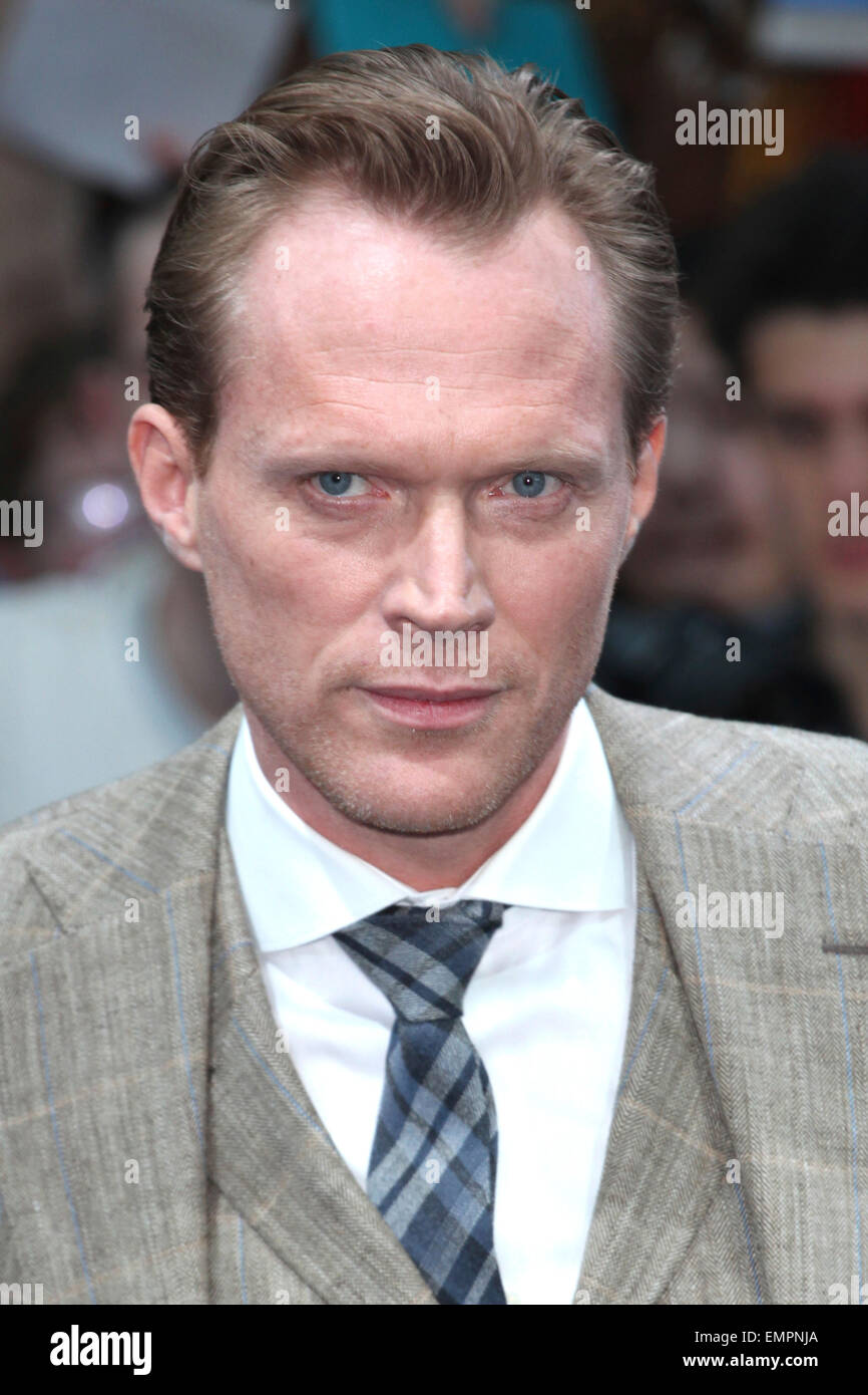 Paul Bettany arriving for the Avengers: Age Of Ultron premiere, at ...