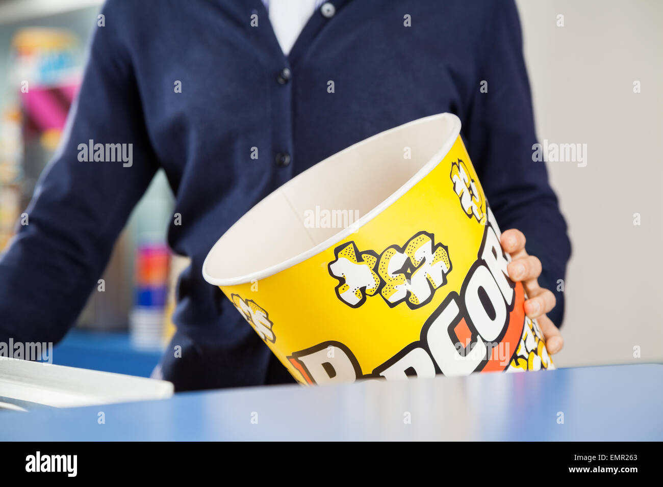 Empty popcorn bucket hi-res stock photography and images - Alamy
