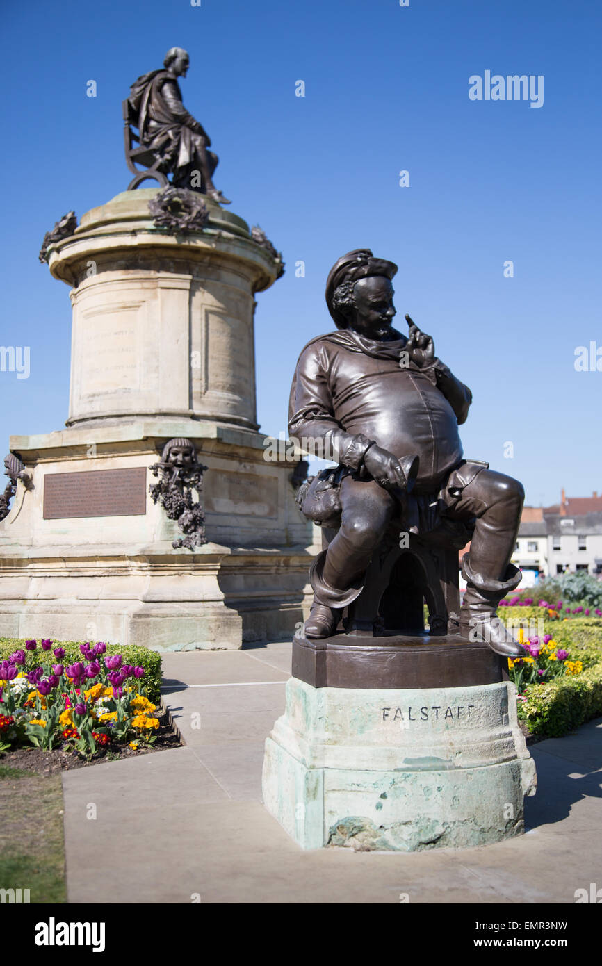 Statue of William Shakespeare and Falstaff in Bancroft Gardens ...