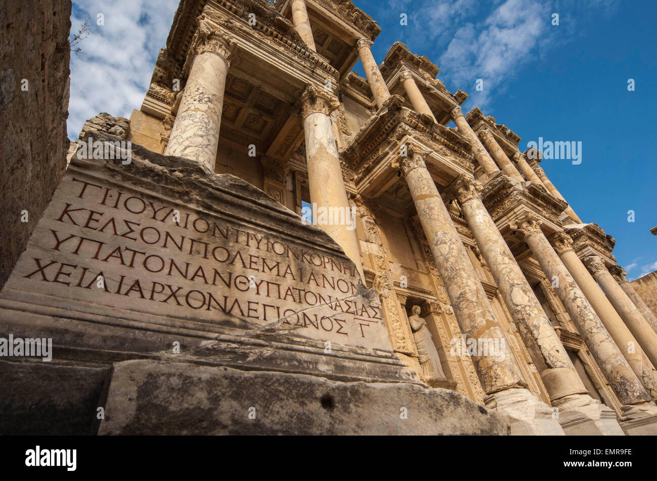 EFES/TURKEY 11TH OCTOBER 2006 - The facade of the Library in Ephesus ...