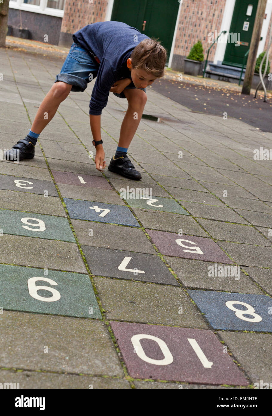 Hopscotch hi-res stock photography and images - Alamy