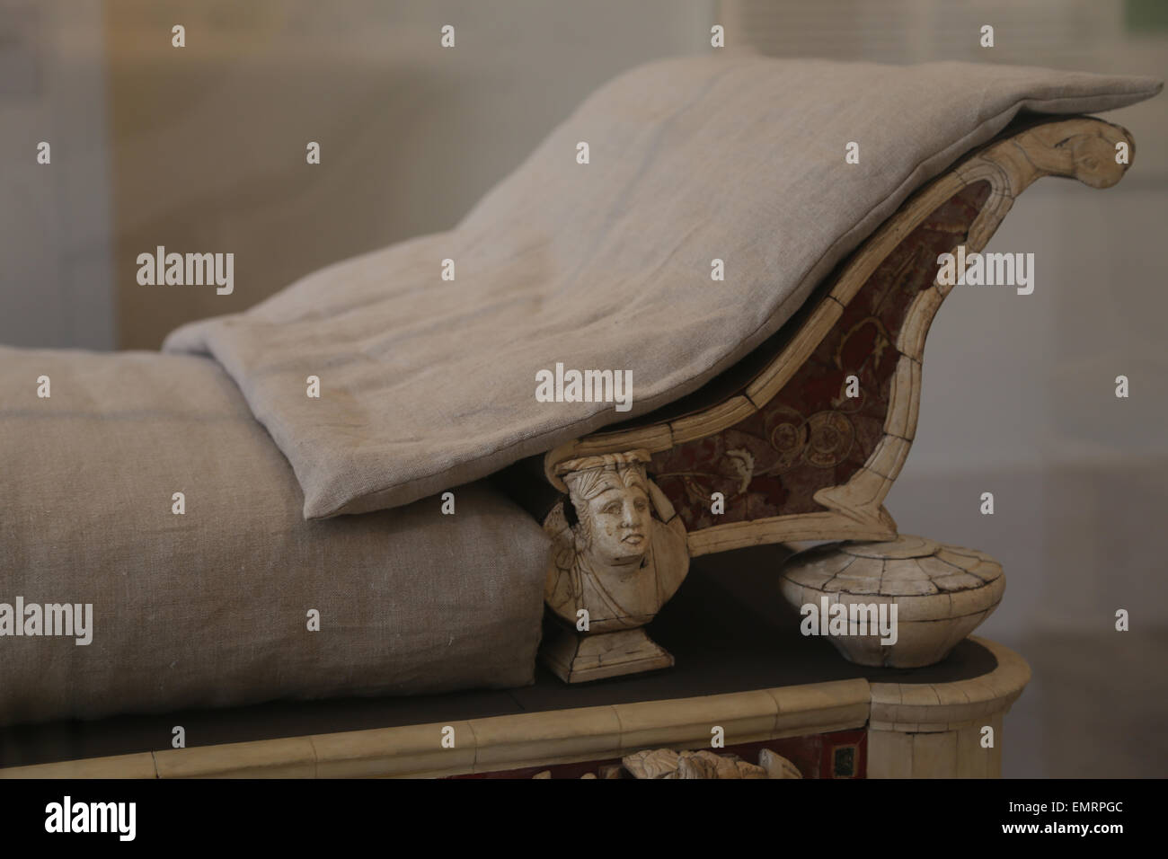 Furniture roman. Couch and footstool bone carving and glass inlays. 2nd ...