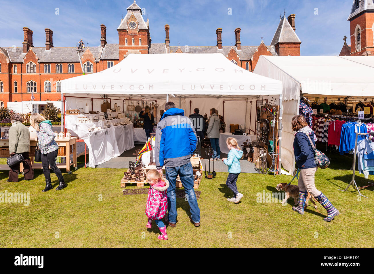 Country stalls hi-res stock photography and images - Alamy