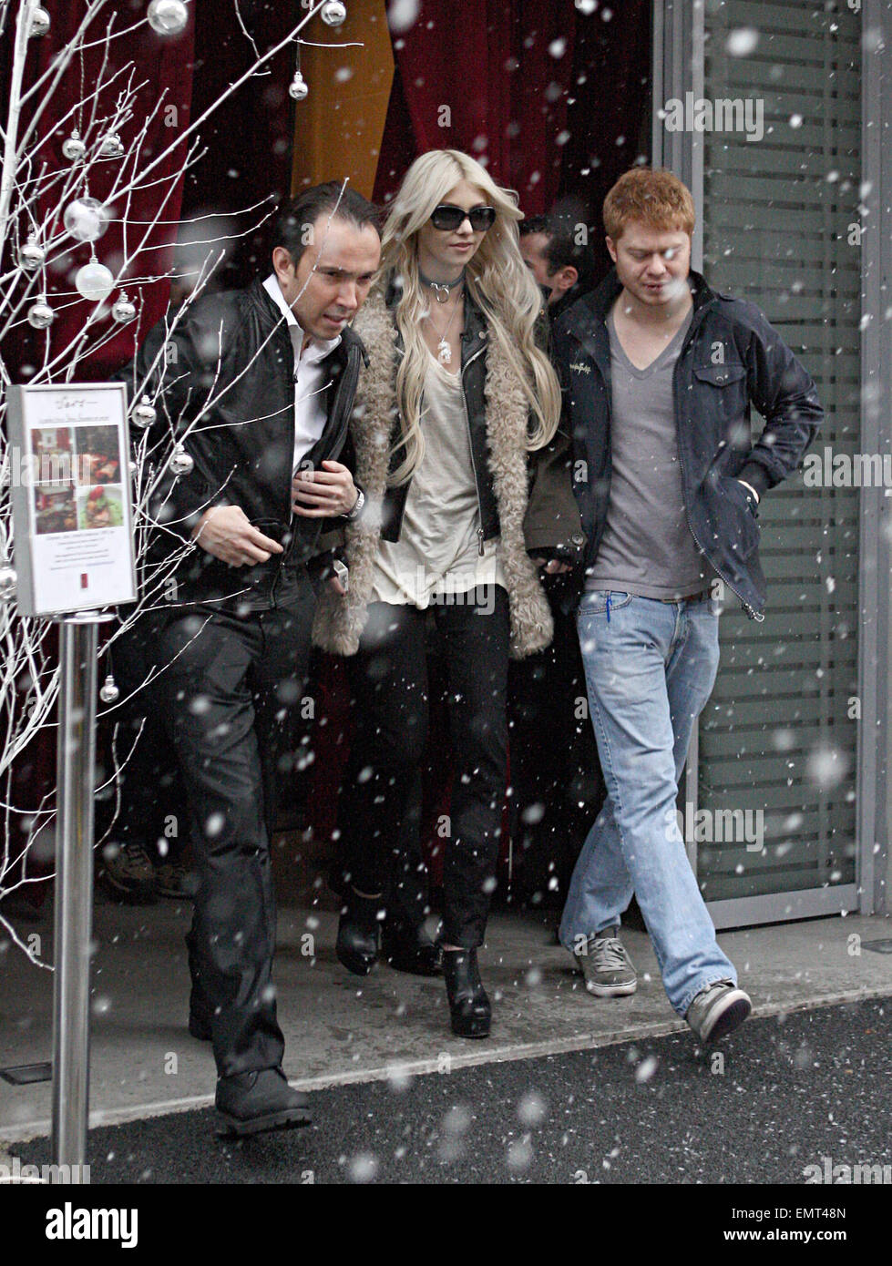 The Pretty Reckless Singer High Resolution Stock Photography and Images ...