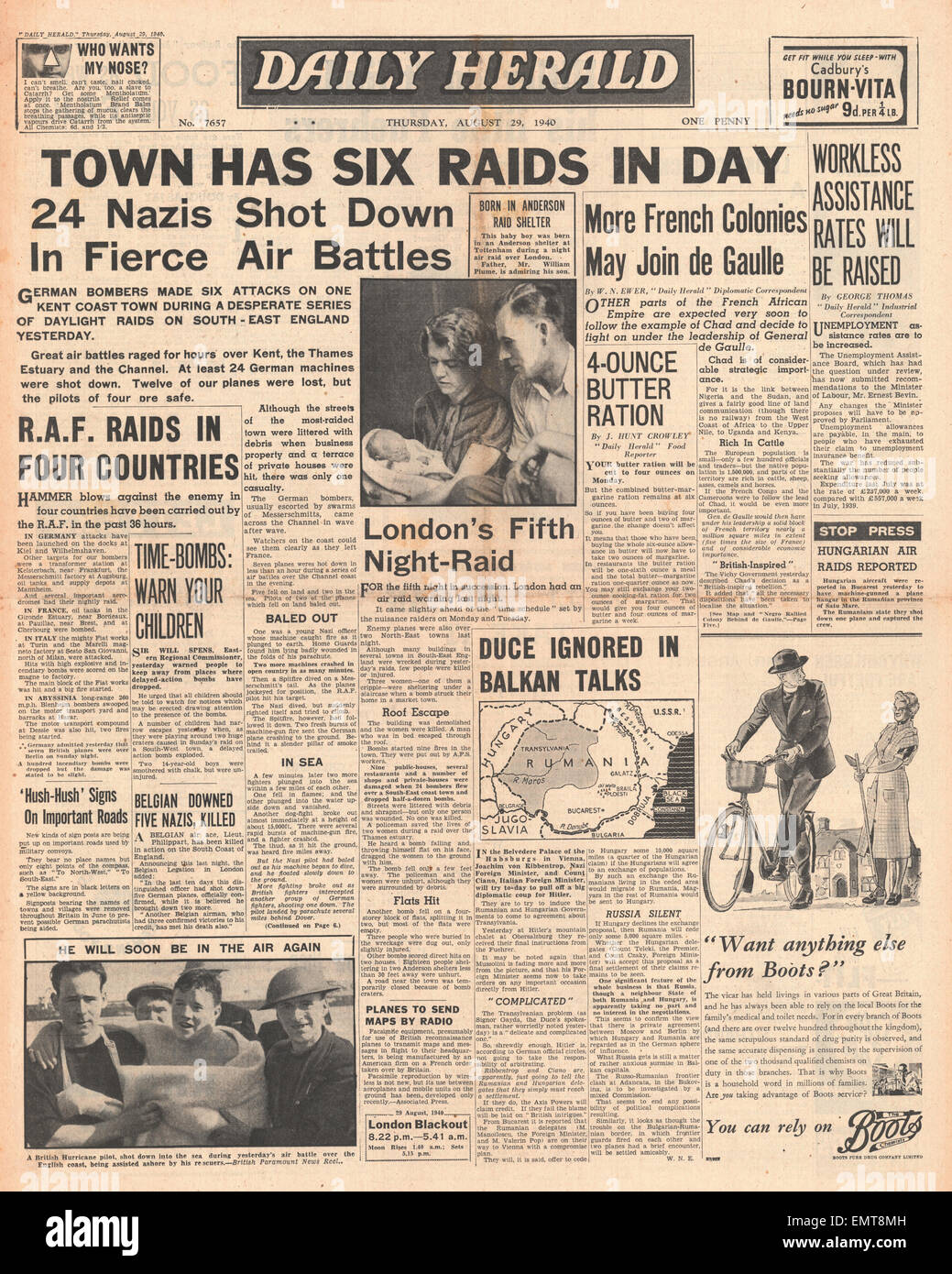 1940 luftwaffe air raids on britain hi-res stock photography and images ...