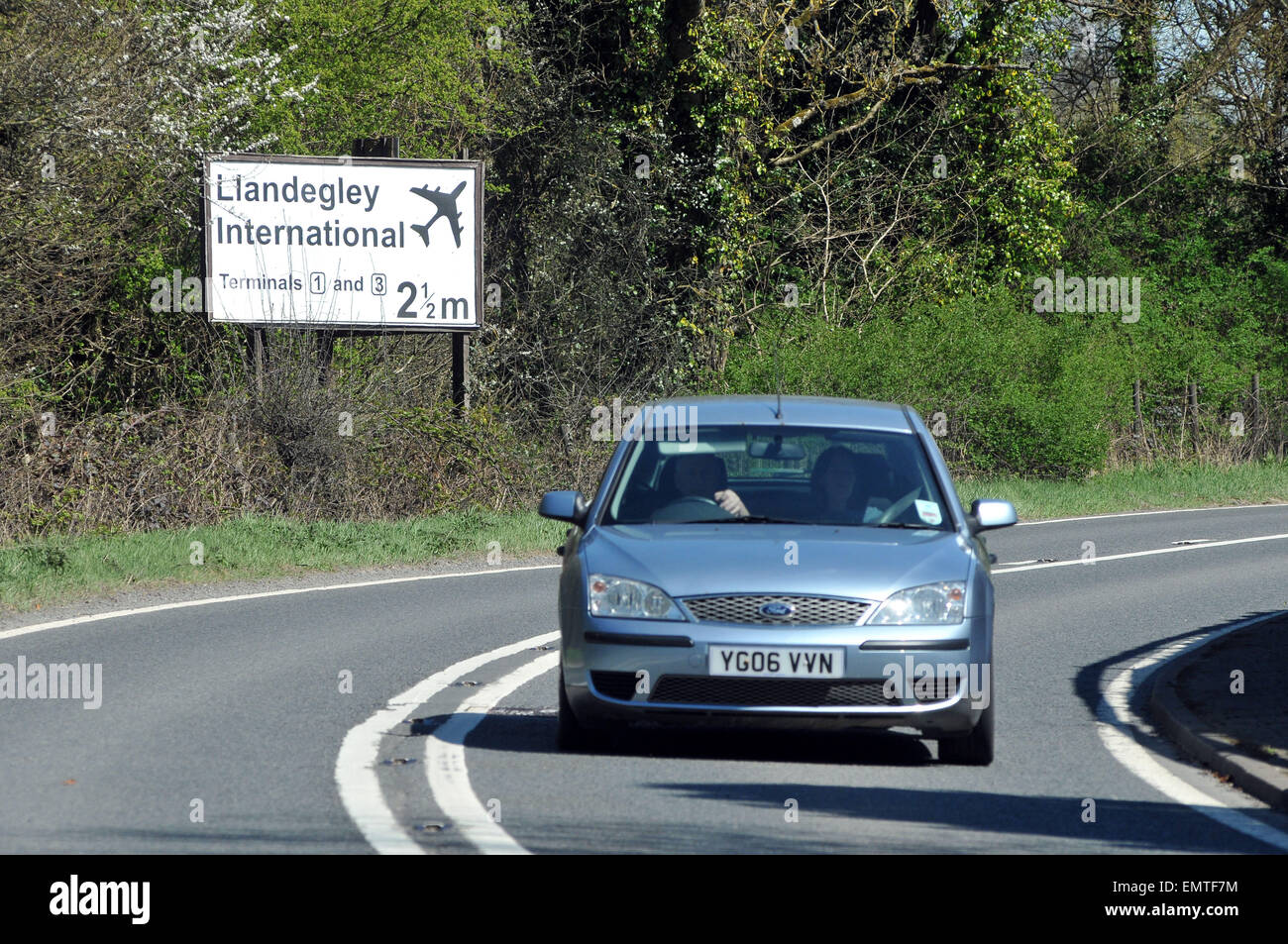 Llandegley international airport sign hi-res stock photography and ...