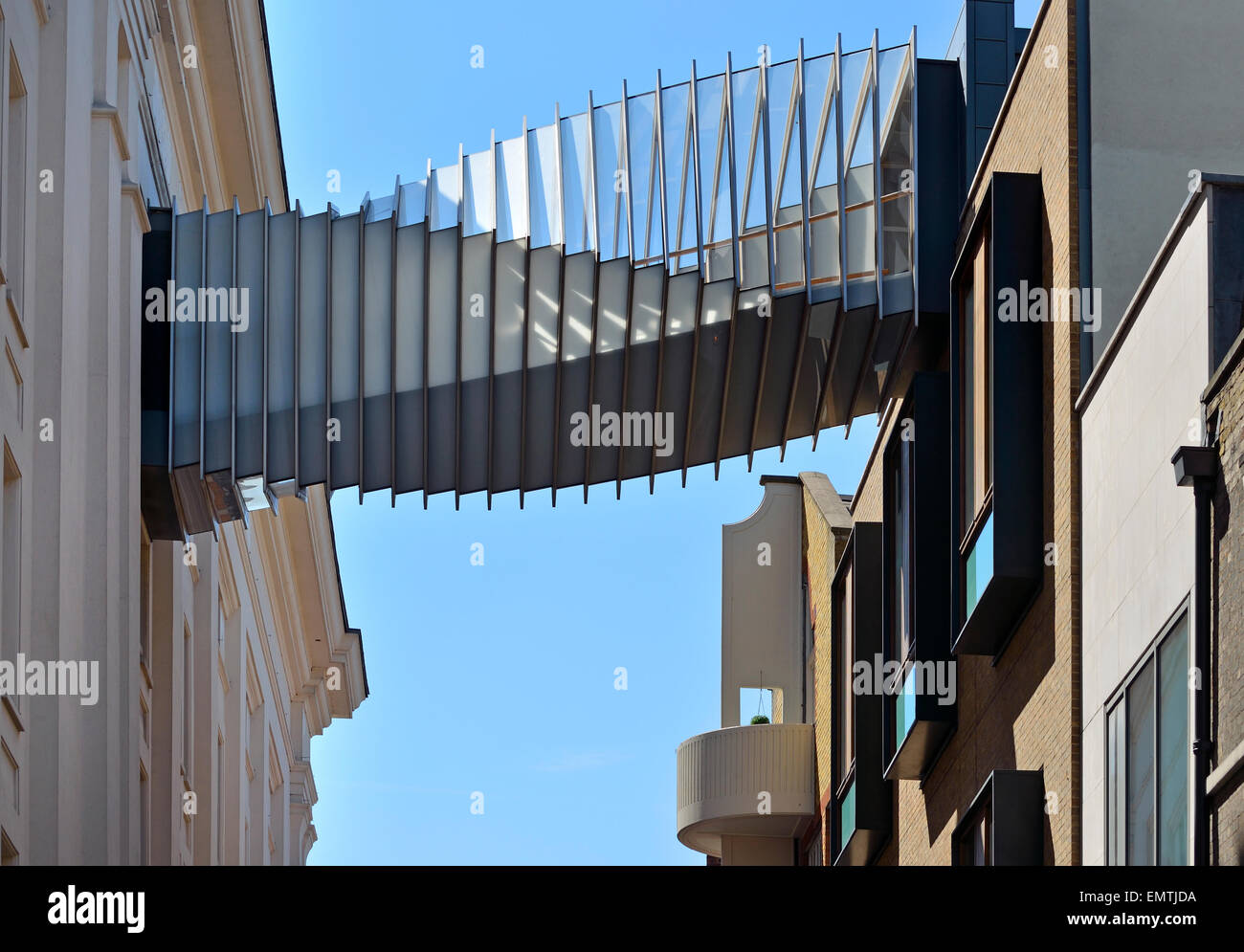 London, England, UK. 'Bridge of Aspiration' between the Royal Ballet ...
