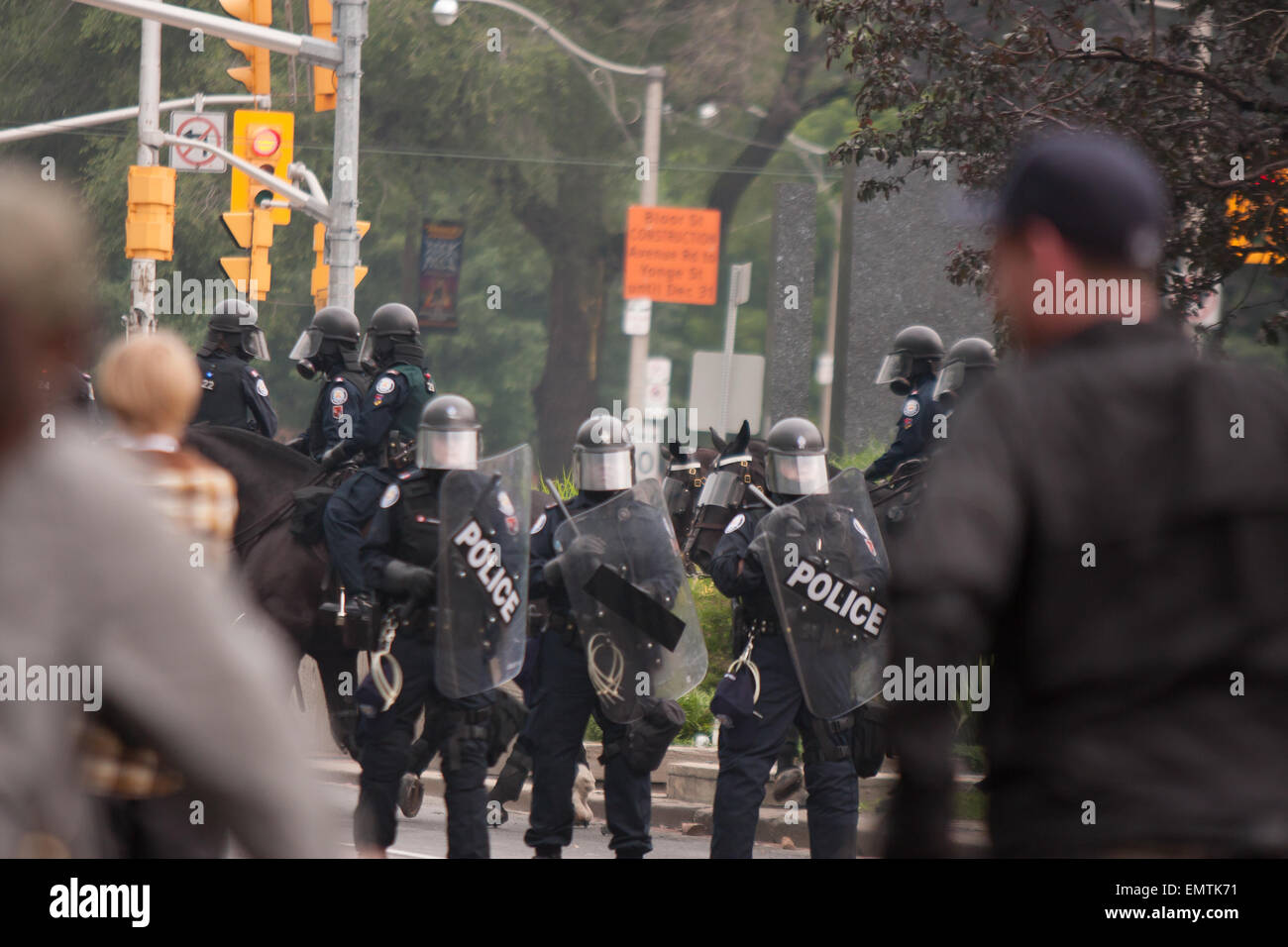 June 26, 2010 - Toronto, Canada. Protesters clash with riot police ...