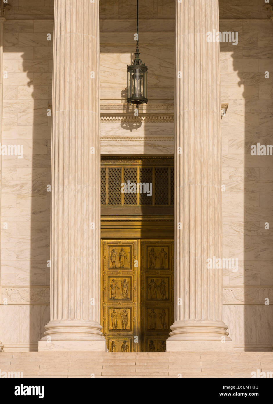 Supreme court doors hi-res stock photography and images - Alamy