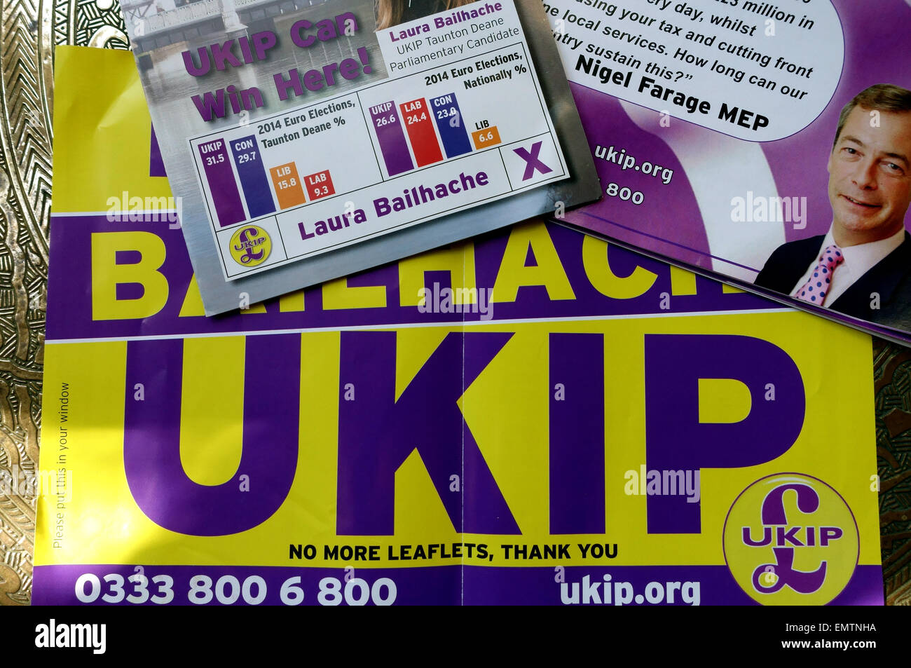 Election information pamphlet hi-res stock photography and images - Alamy