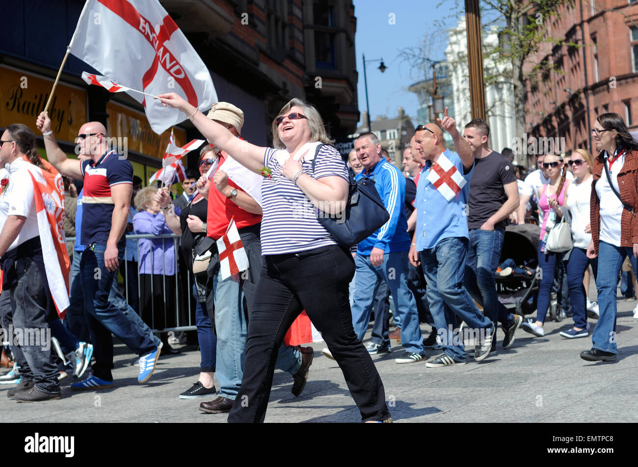English flags celebration st george hi-res stock photography and images ...
