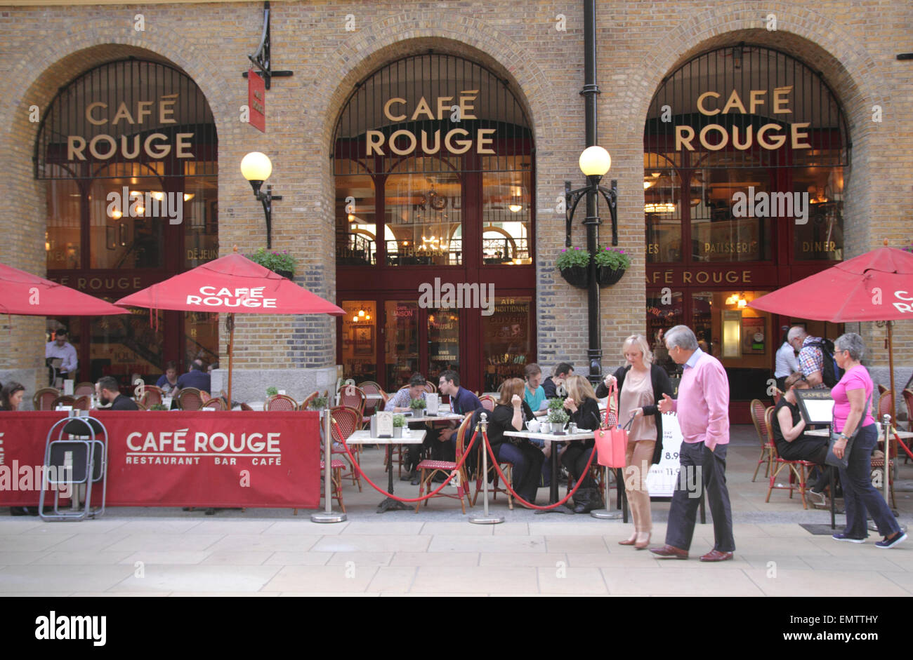 London cafe rouge hi-res stock photography and images - Alamy