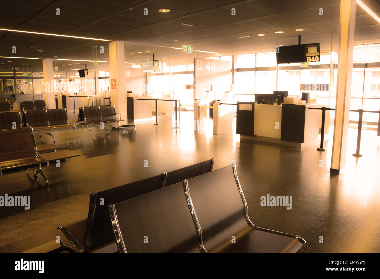 Interior of gates at international airport Stock Photo - Alamy
