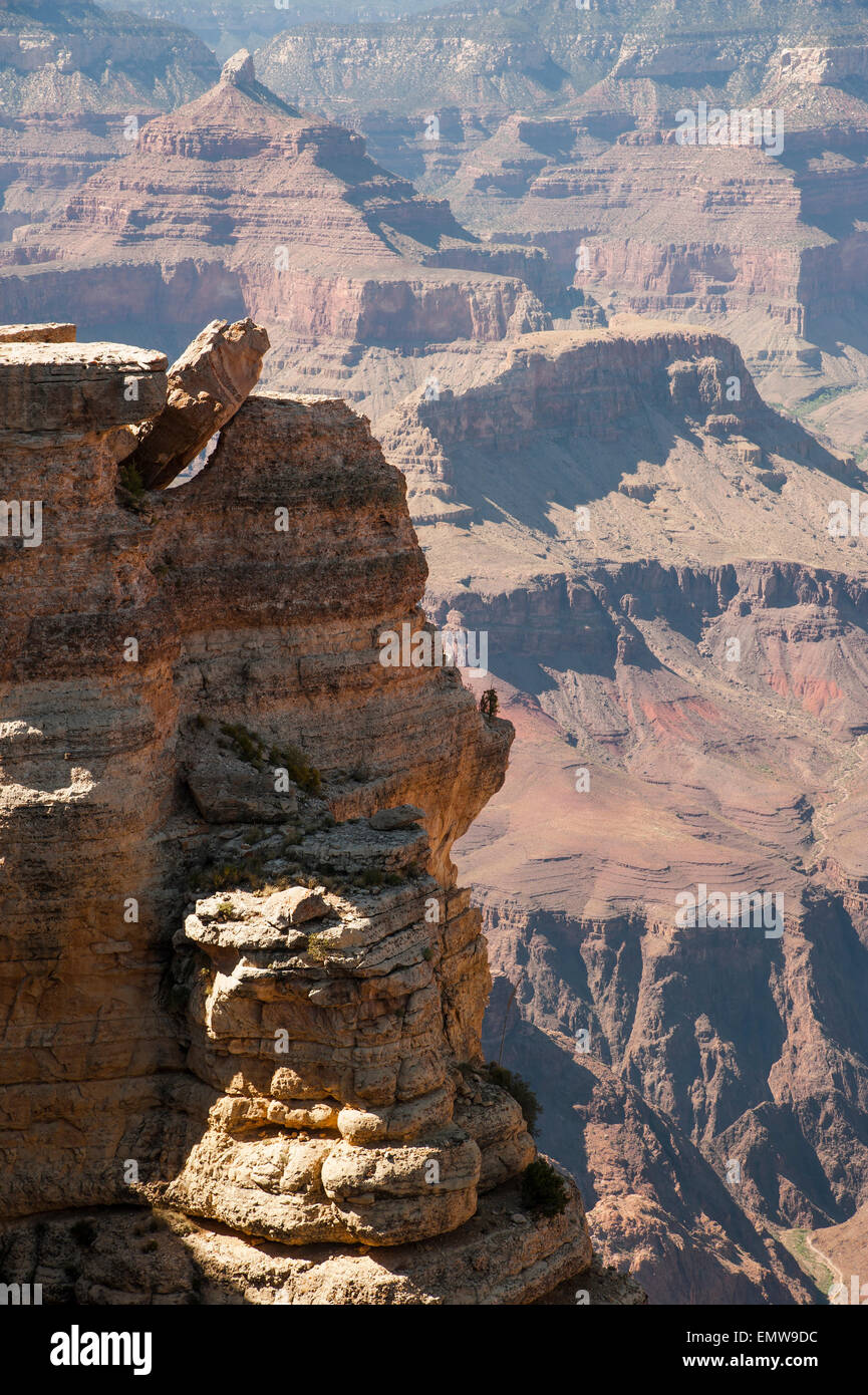 Grand Canyon, Mather Point – with magnificent views of the rock ...