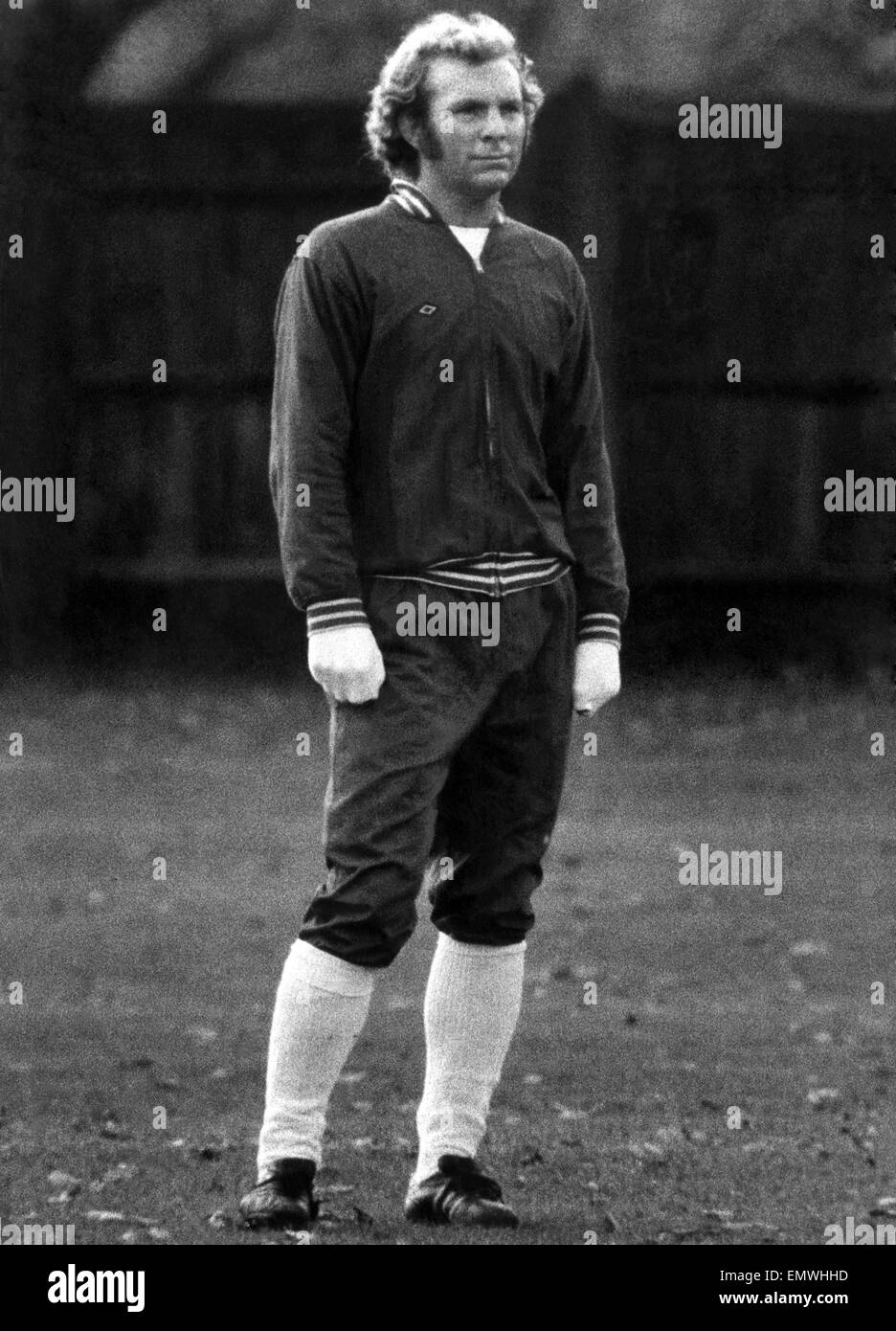 Bobby moore england hi-res stock photography and images - Alamy
