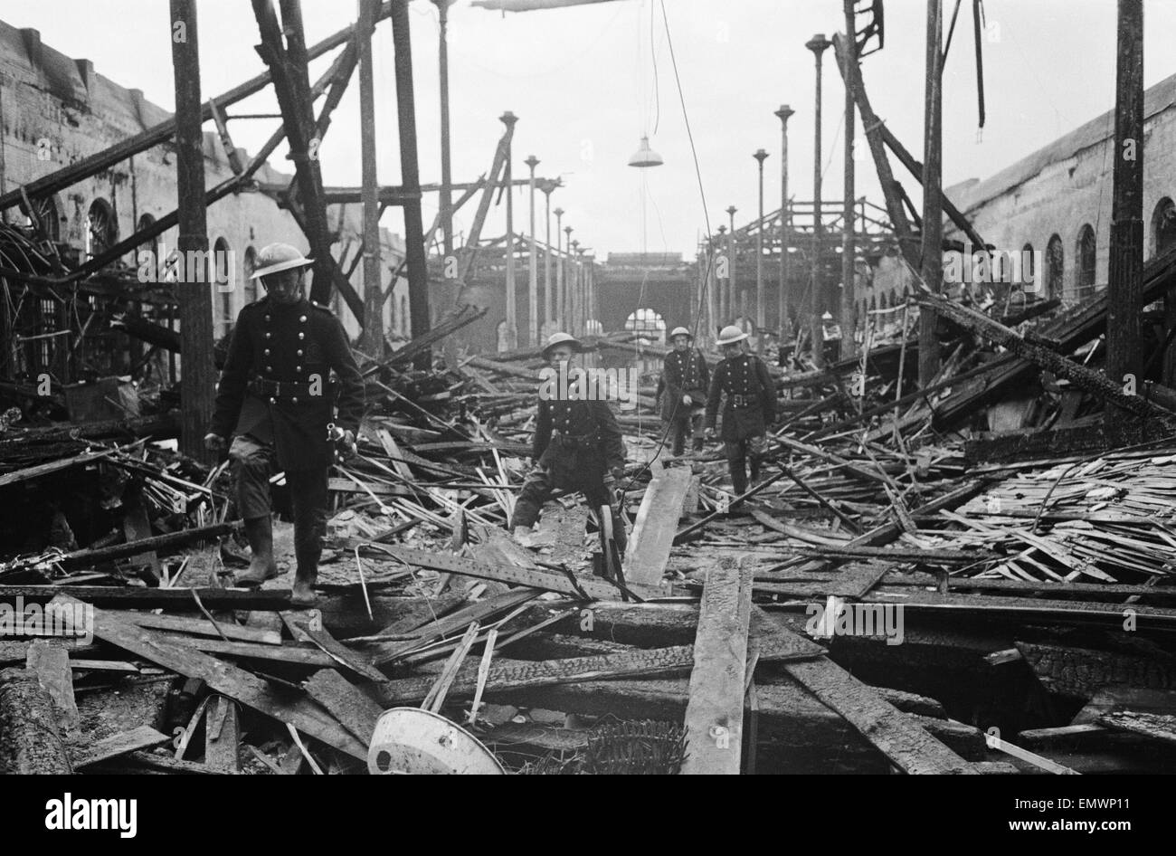 Birmingham hall Black and White Stock Photos & Images - Alamy