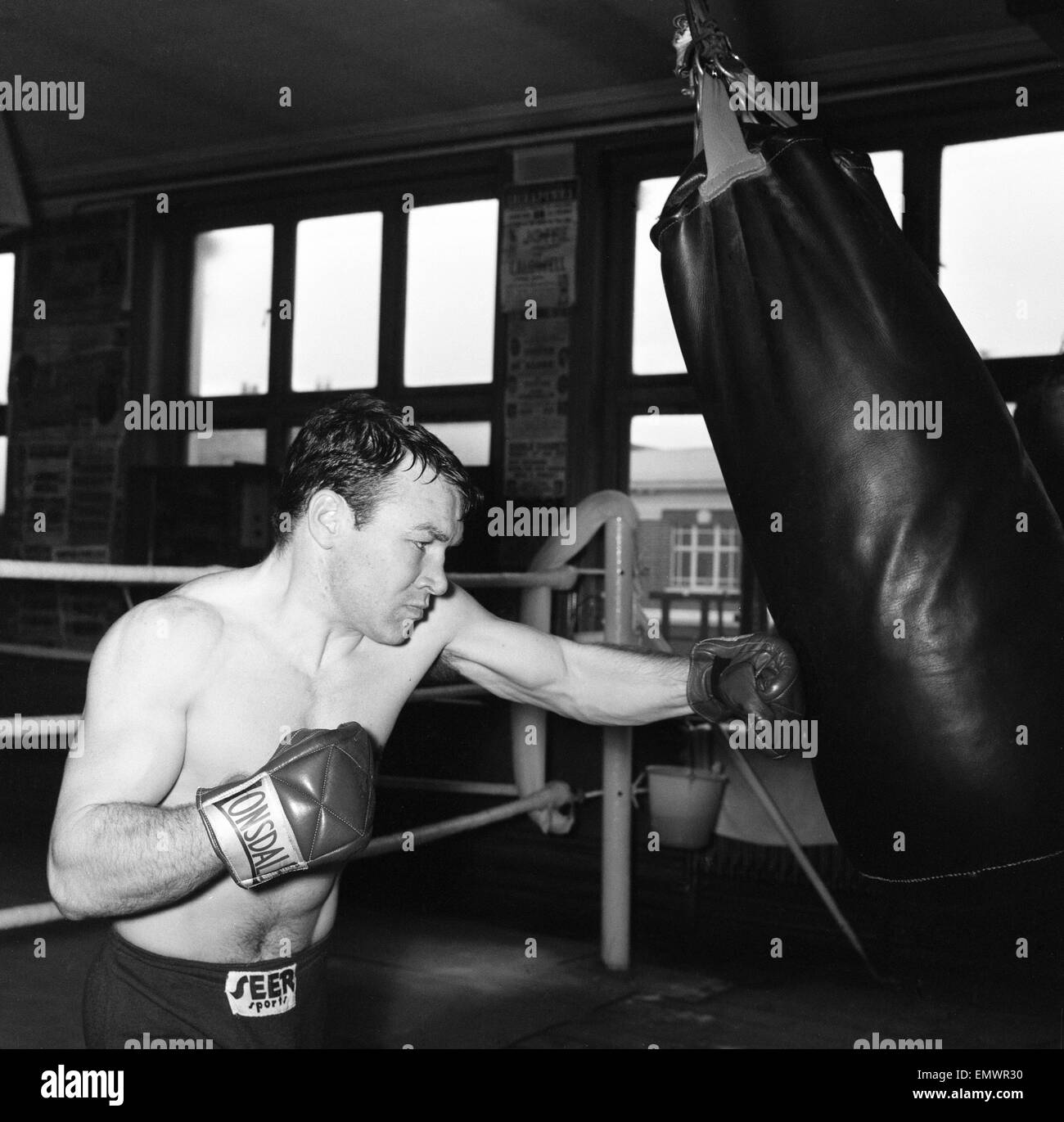 British Lightweight champion boxer Dave Charnley training at the Thomas ...