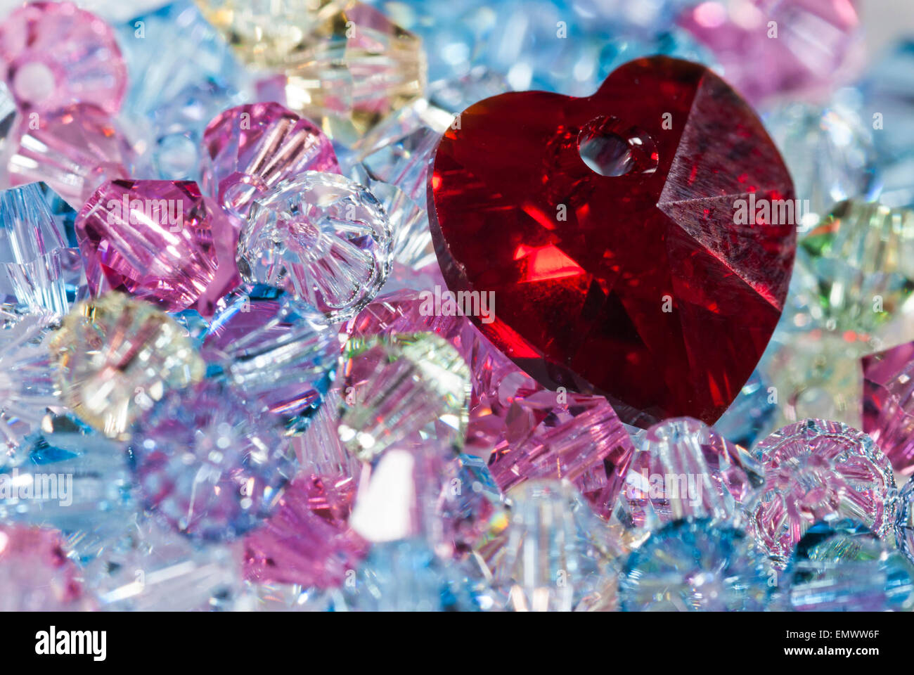 Red glass circle hi-res stock photography and images - Alamy