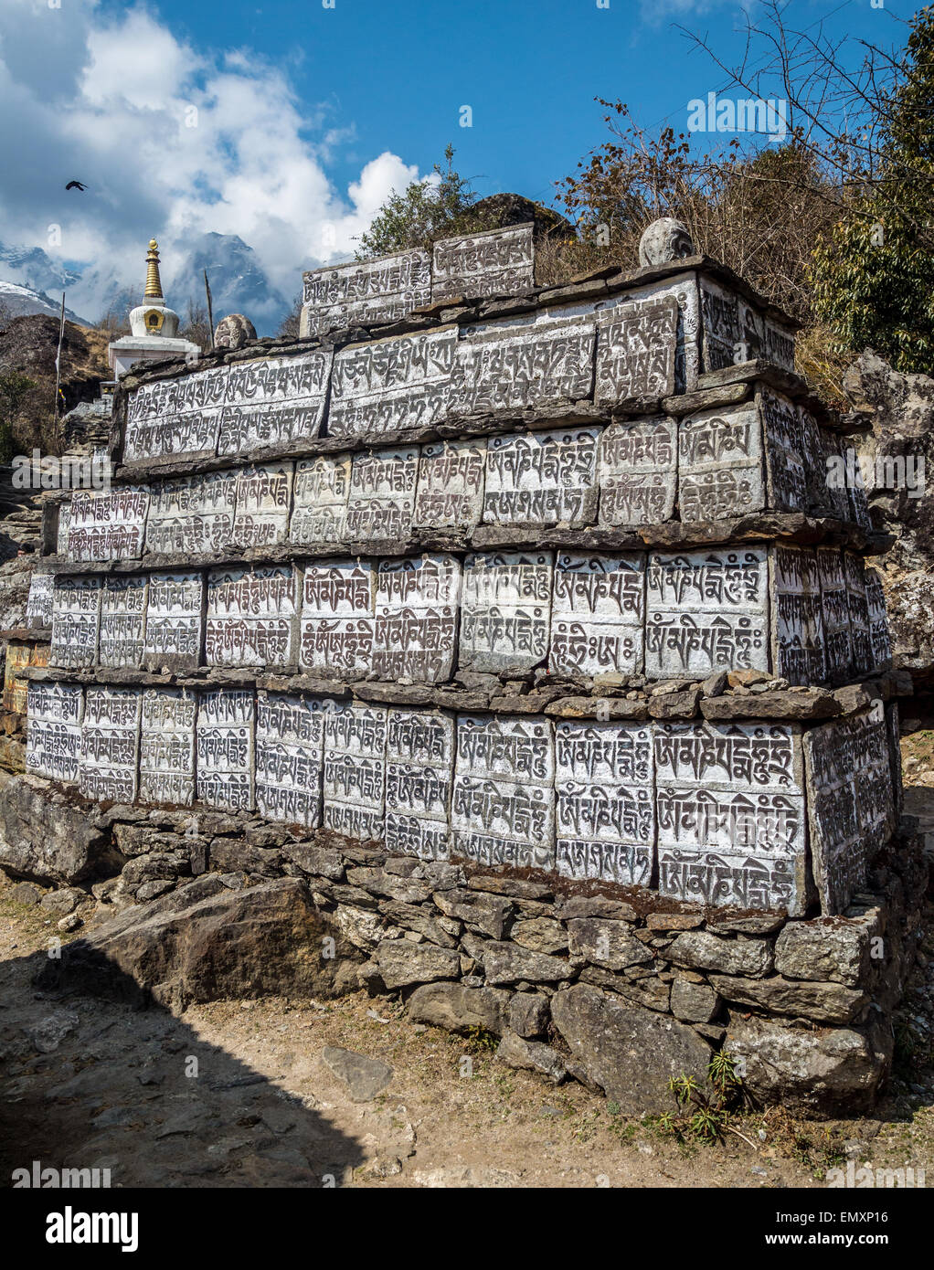 Mani stone wall buddhism nepal hi-res stock photography and images - Alamy